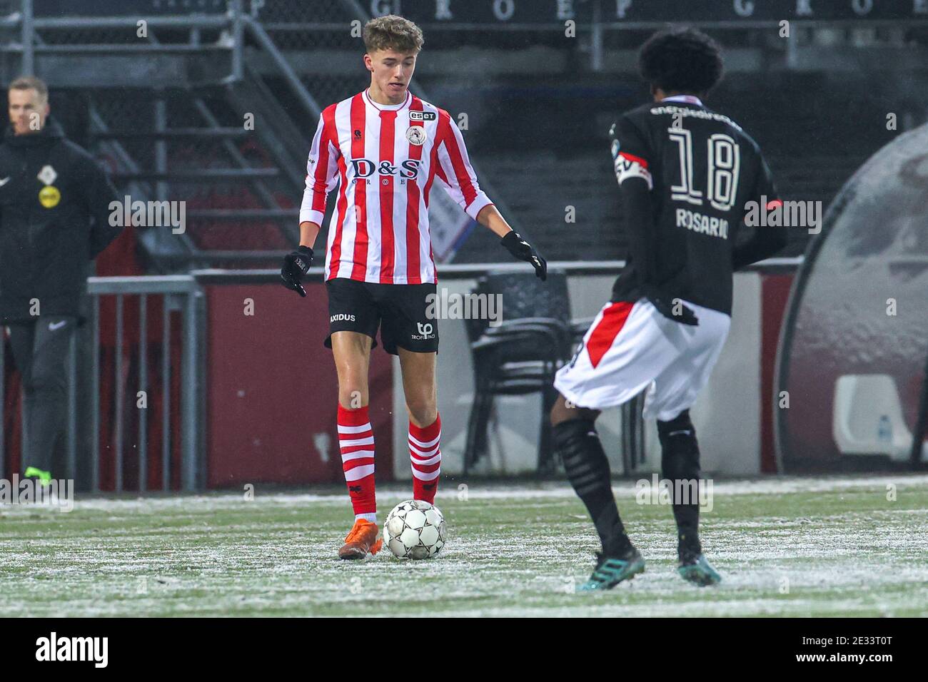 ROTTERDAM, NETHERLANDS - JANUARY 16: Sven Mijnans of Sparta Rotterdam ...