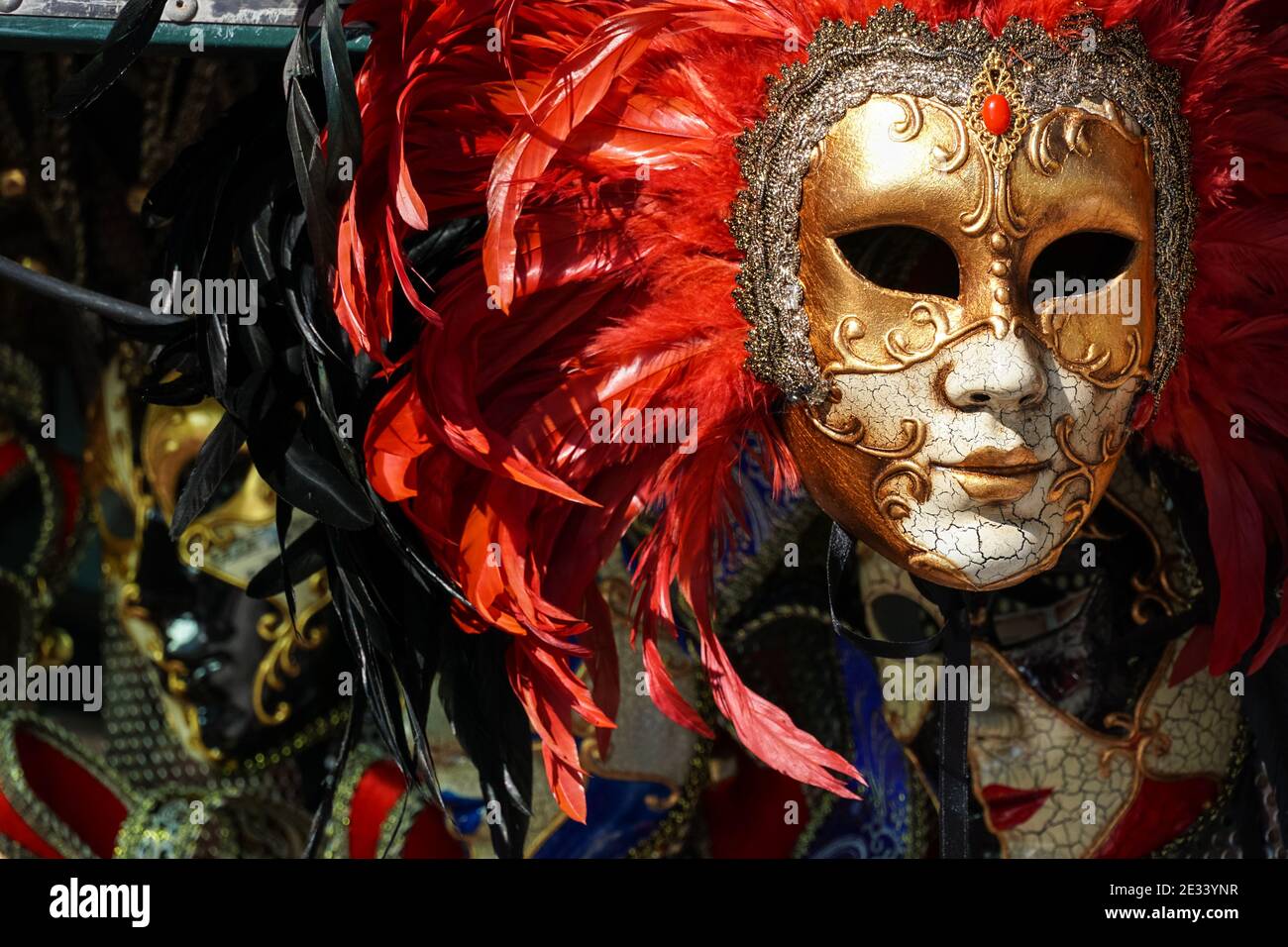 Mask venetian carnivale hi-res stock photography and images - Alamy