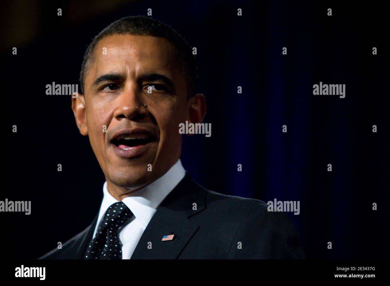United States President Barack Obama delivers remarks at the DSCC/DCCC ...
