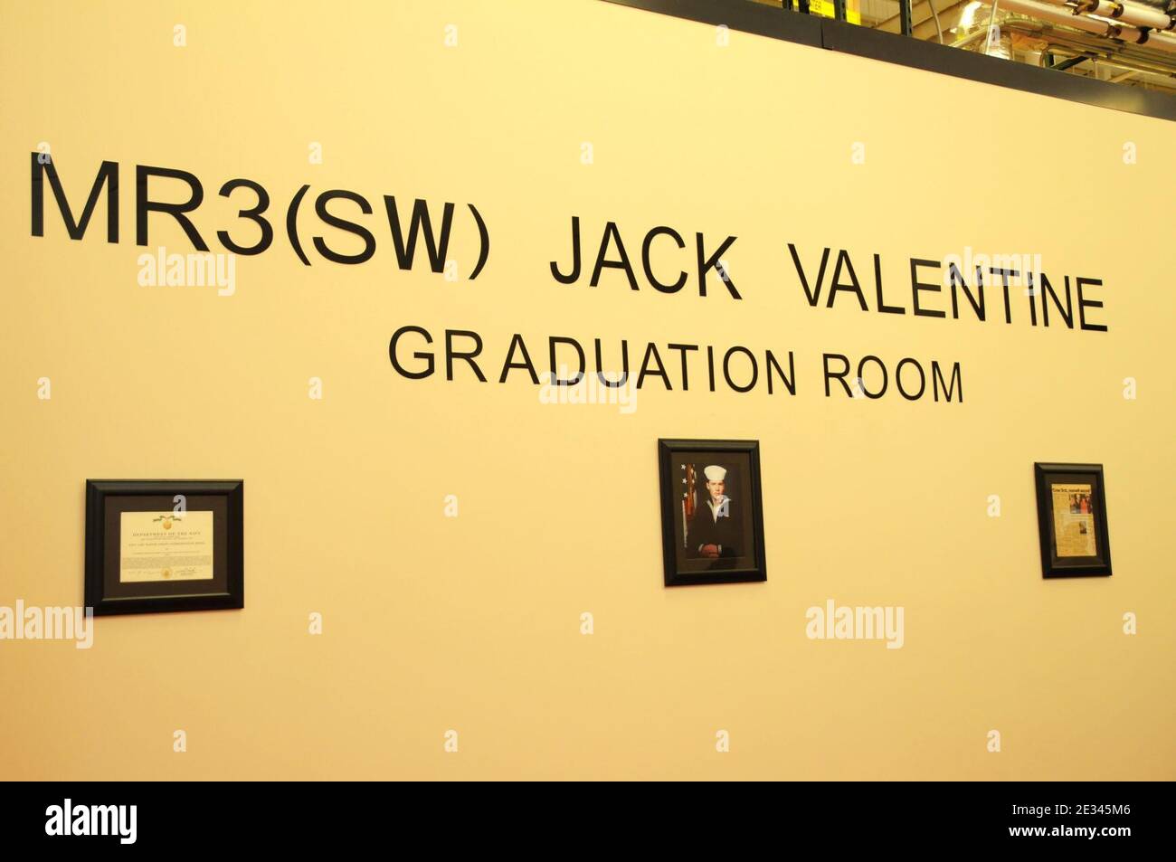 Machinery Repairman 'A' School Graduation Room Stock Photo - Alamy