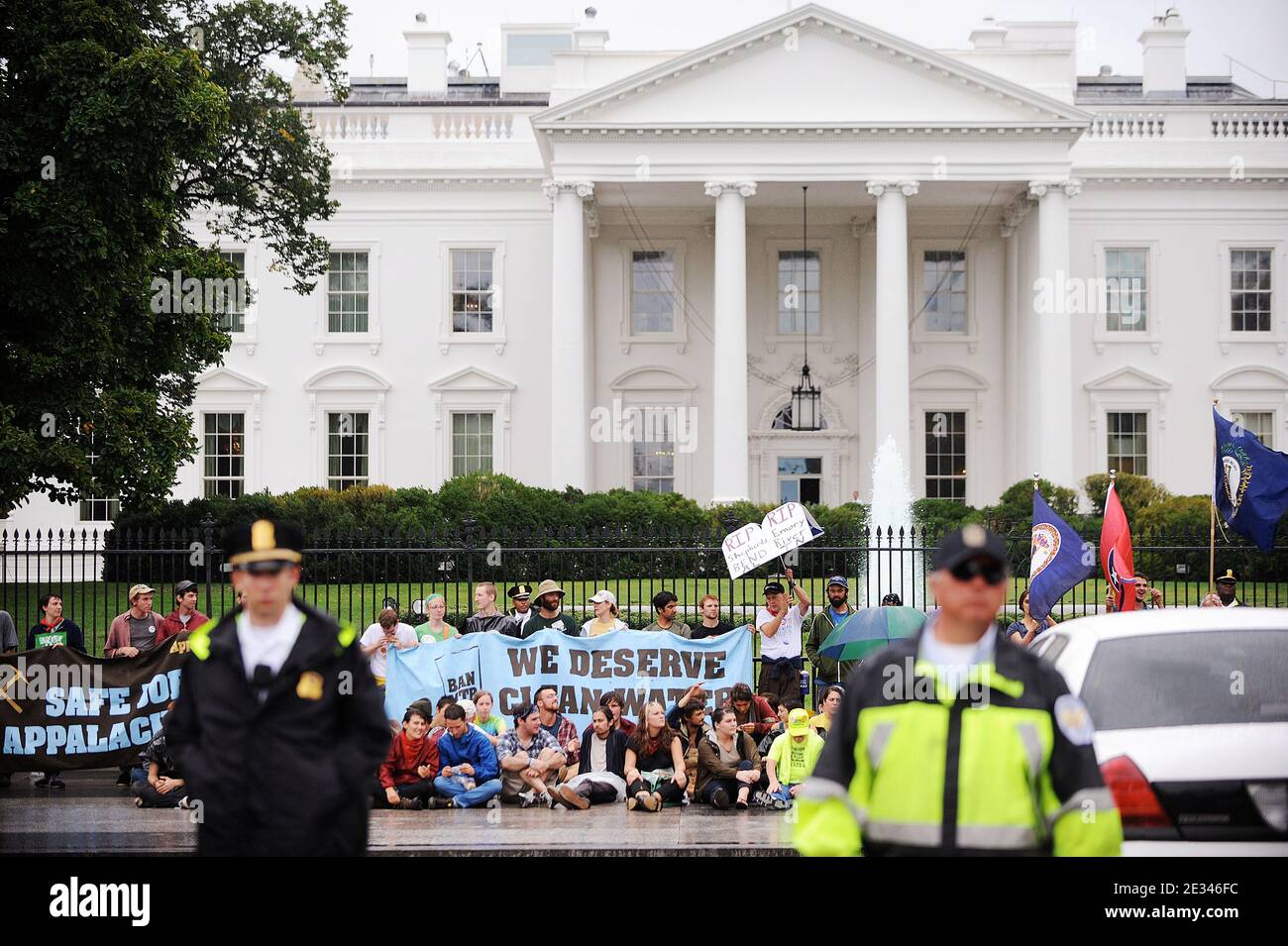 Causes ecological damage hi-res stock photography and images - Alamy