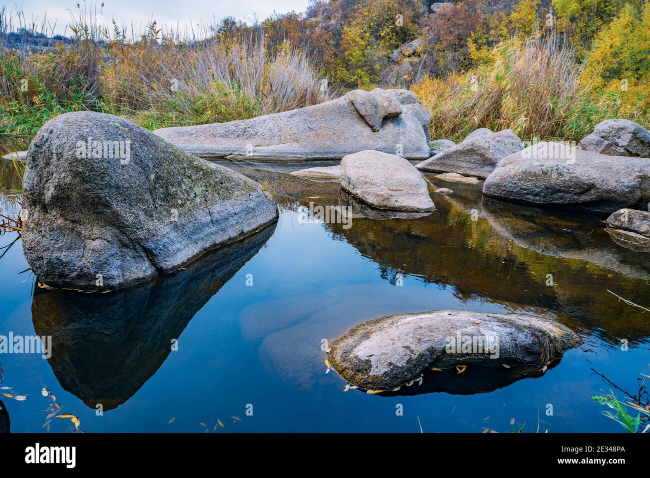 Large smooth boulders in river hi-res stock photography and images - Alamy