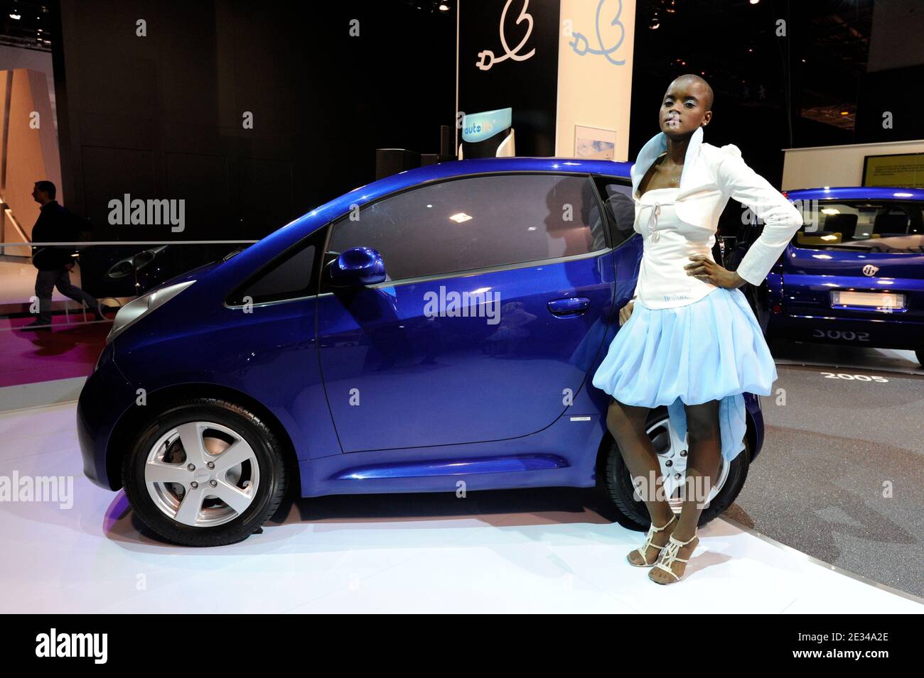 All electric bollore bluecar hi-res stock photography and images - Alamy