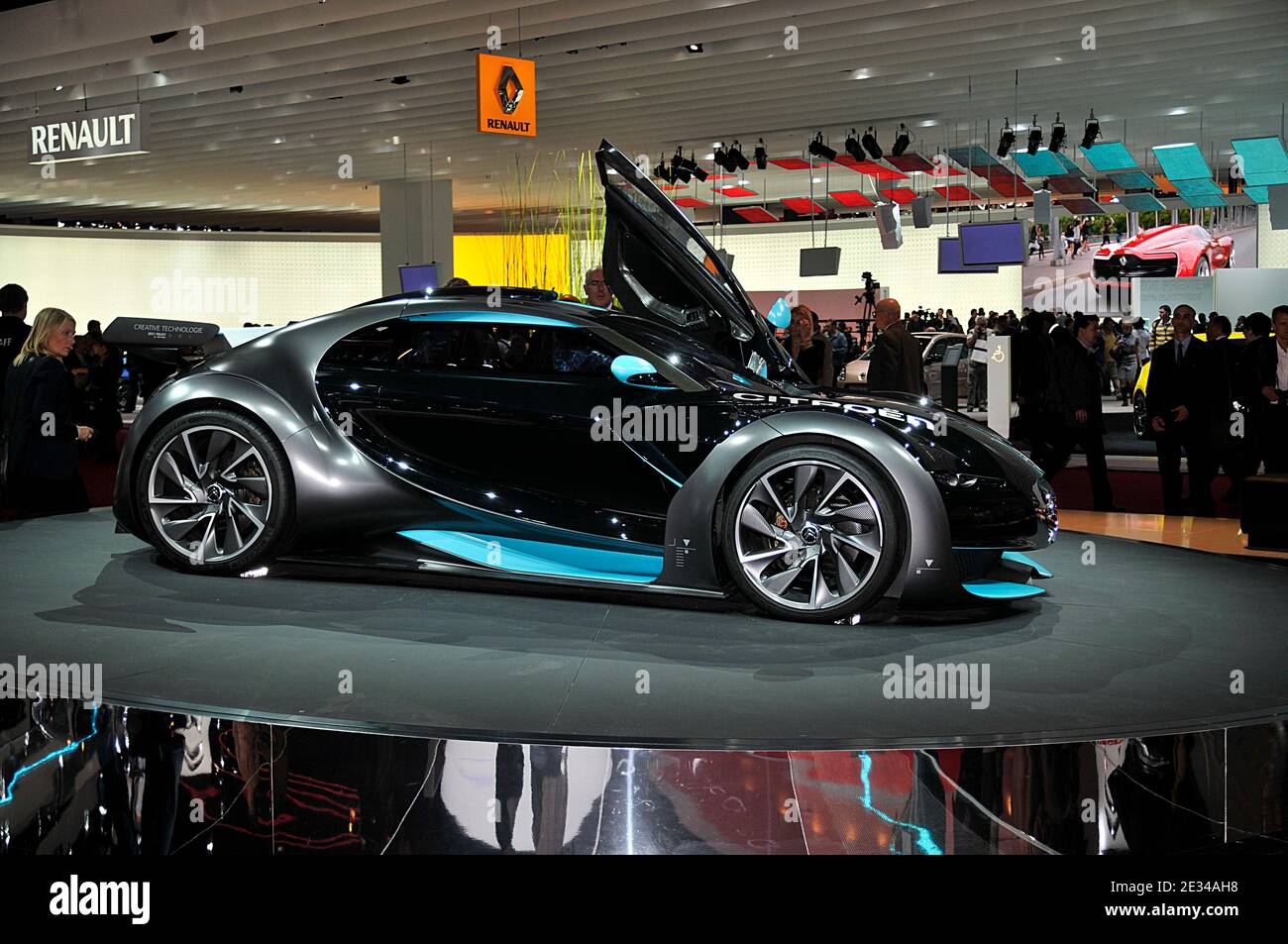 Survolt hi-res stock photography and images - Alamy
