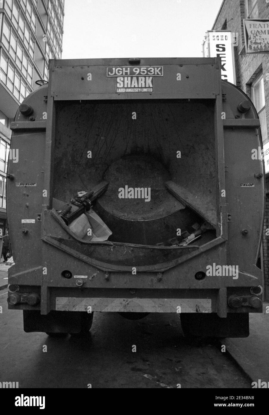 1970s garbage truck hi-res stock photography and images - Alamy