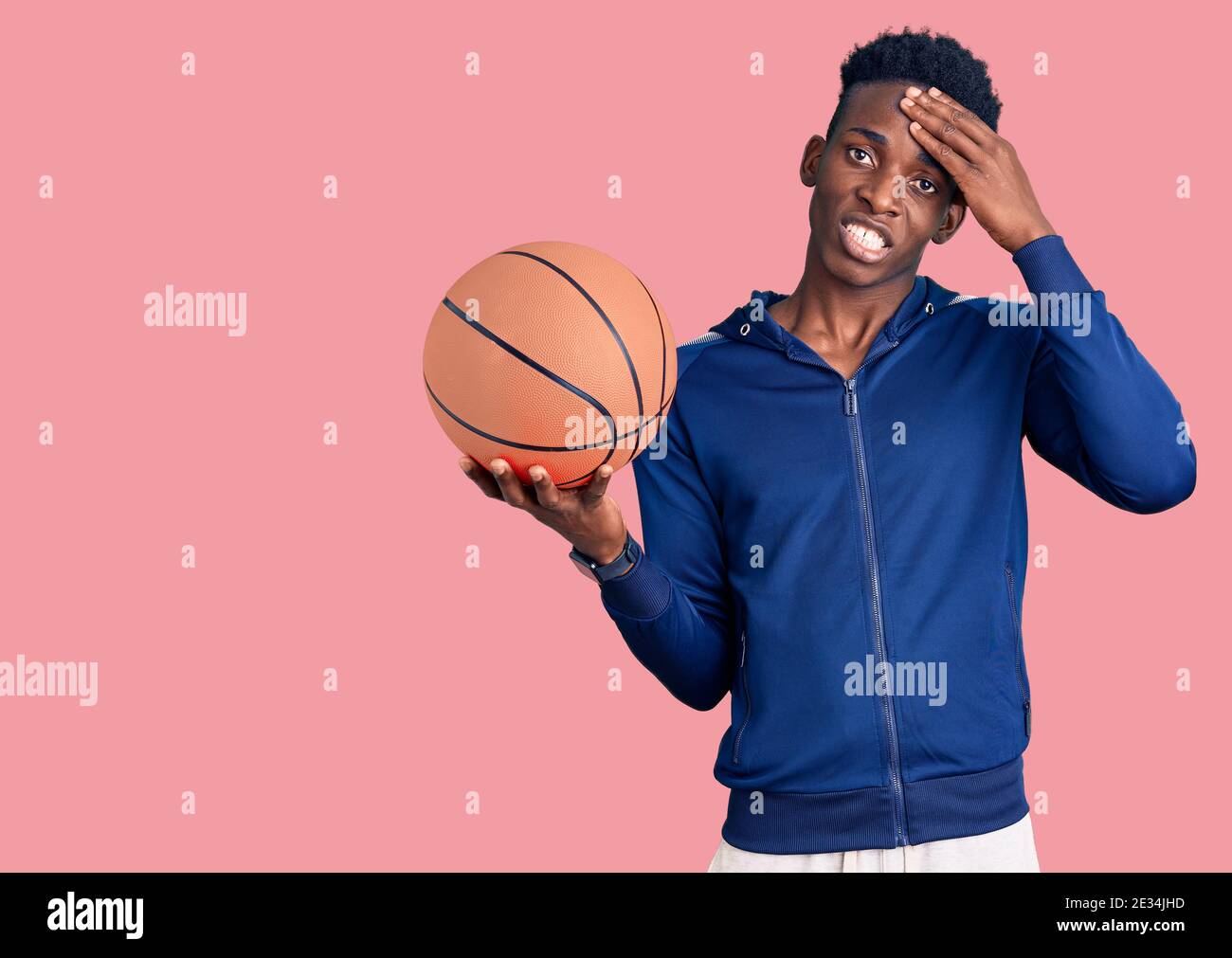 Tired man playing basketball hi-res stock photography and images - Alamy