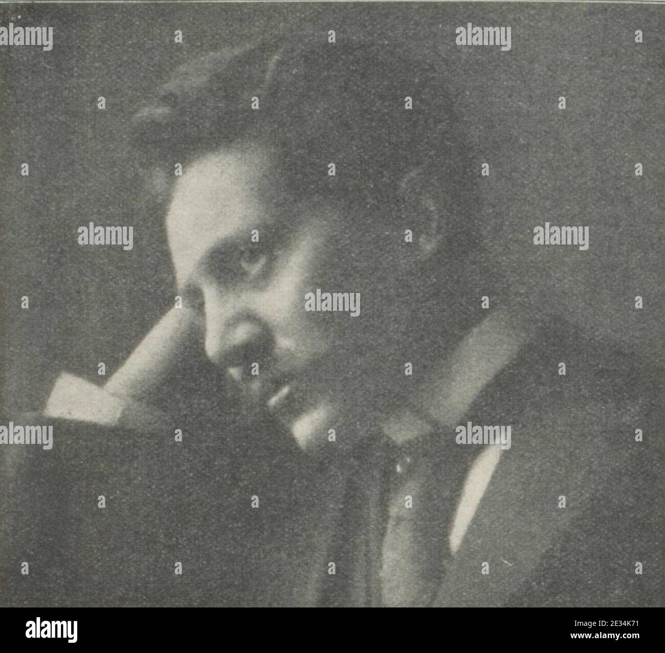 Portratfoto hi-res stock photography and images - Alamy