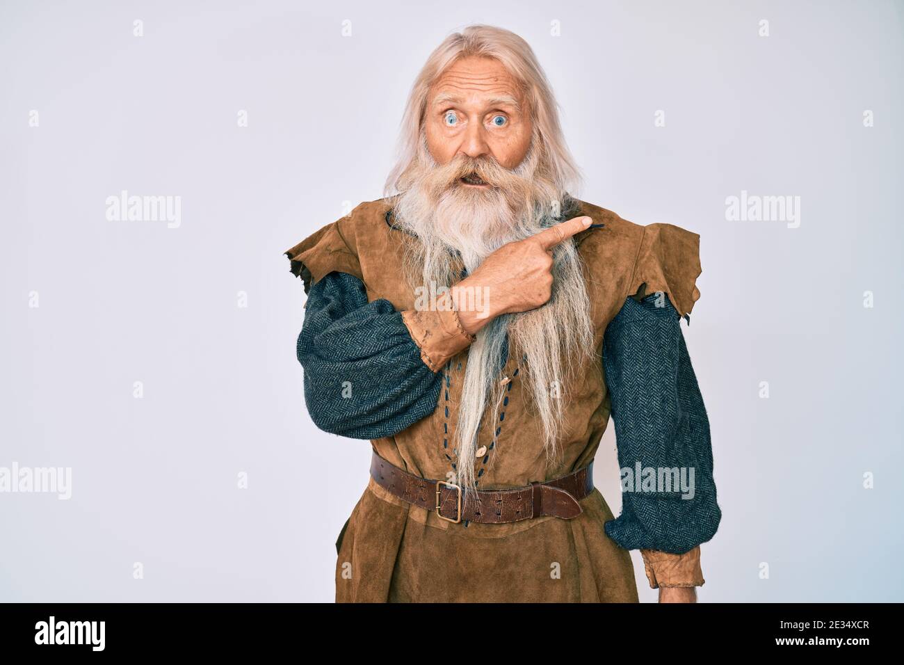 Historical old finger pointing hand hi-res stock photography and images ...