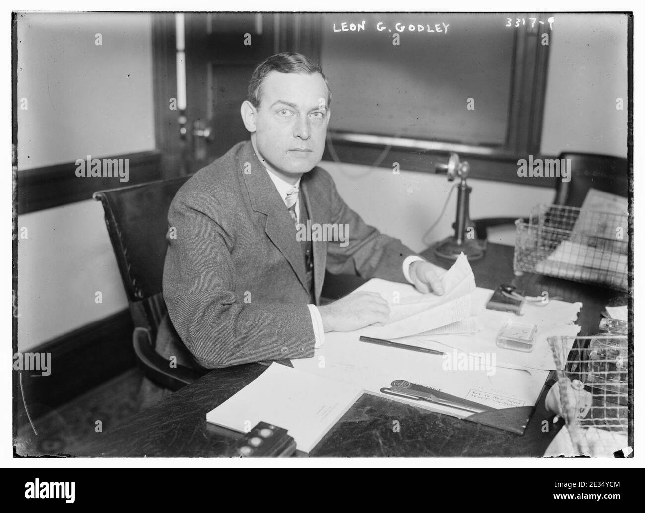 Leon g hi-res stock photography and images - Alamy