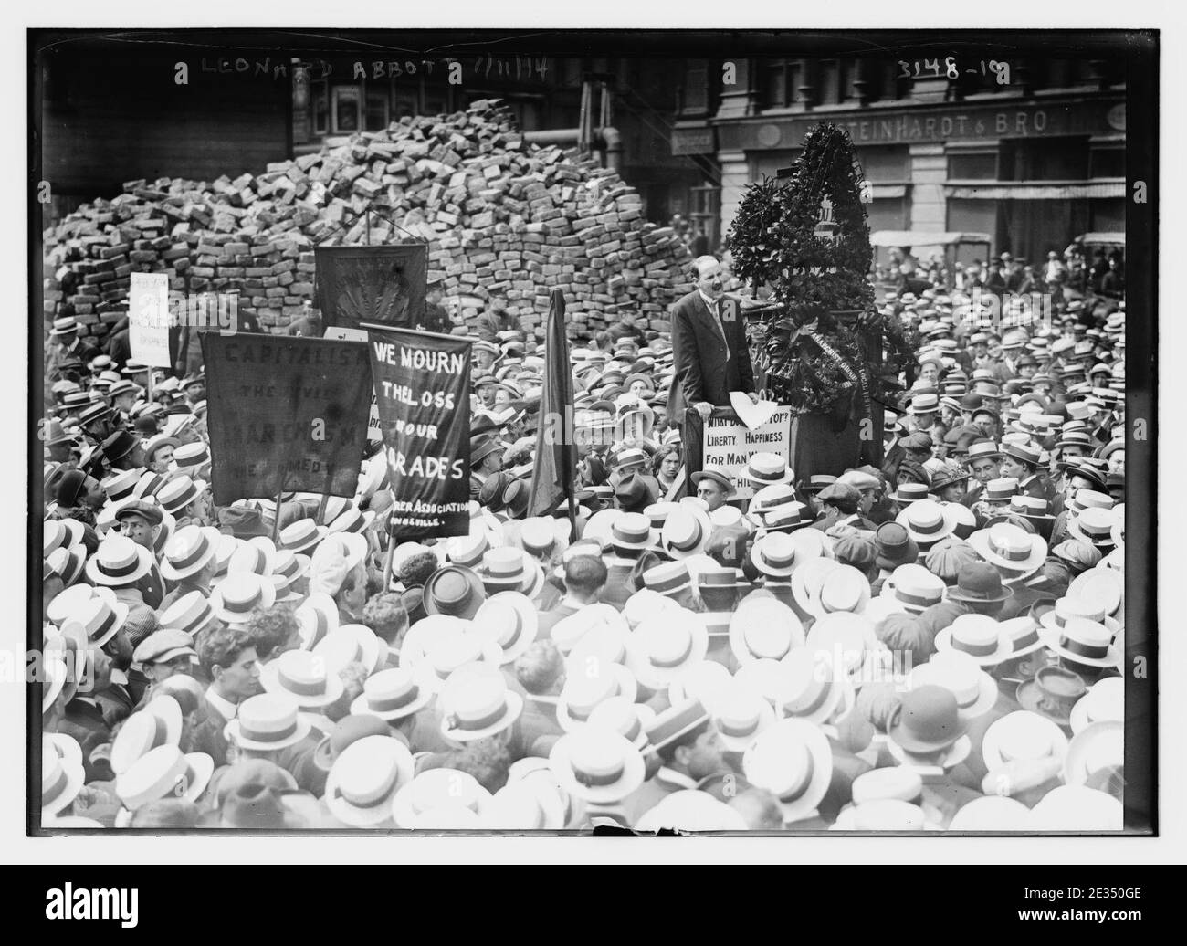 Leonard abbott hi-res stock photography and images - Alamy