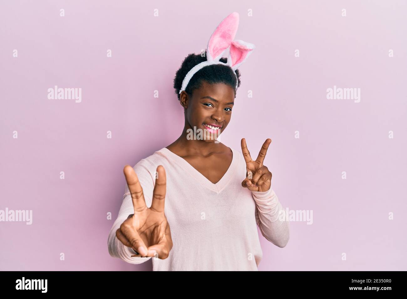 Bunny Ears Fingers