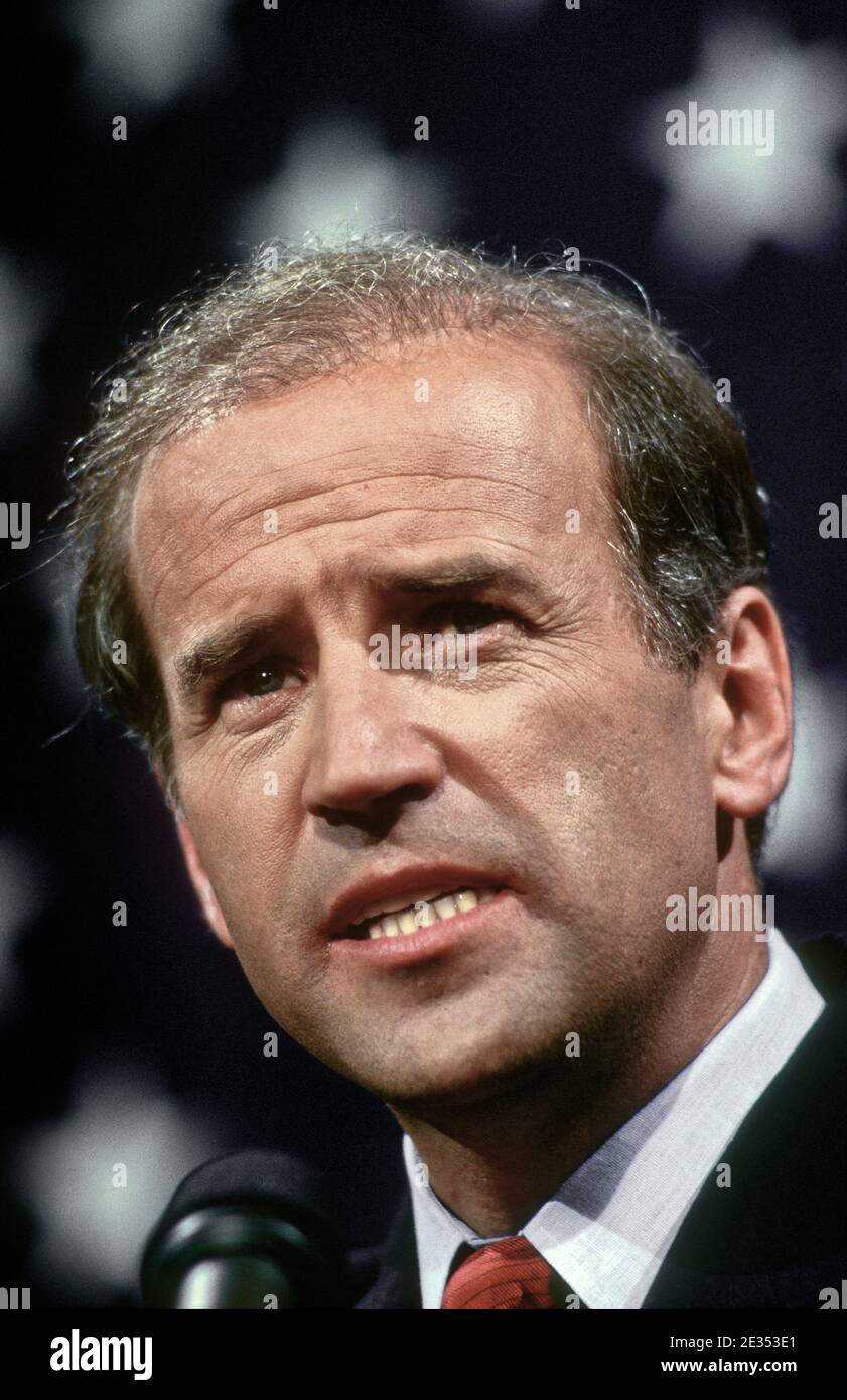 Joe biden 1987 hi-res stock photography and images - Alamy