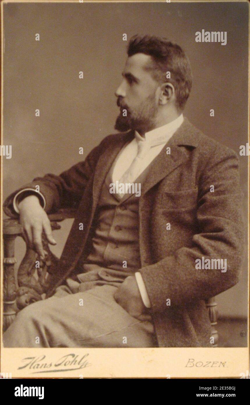 Moroder hi-res stock photography and images - Alamy