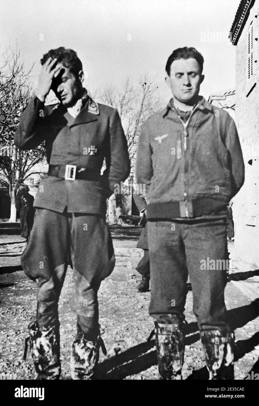 Luftwaffe aircrew captured North Africa 1943 Stock Photo - Alamy