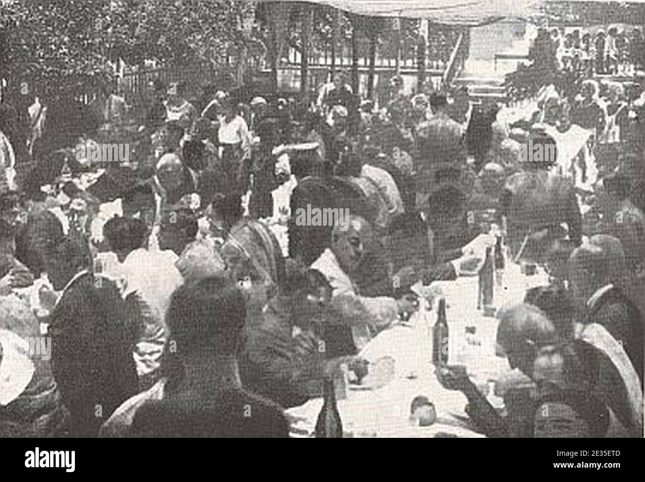 Lunch for the poor Stock Photo - Alamy