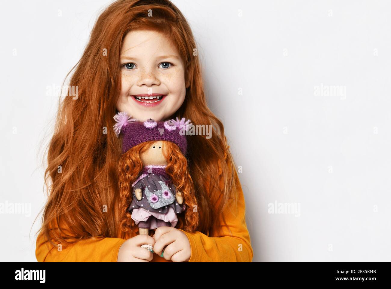 Pretty baby doll hi-res stock photography and images - Alamy