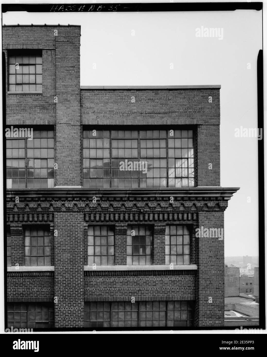 Smith building Black and White Stock Photos & Images - Alamy