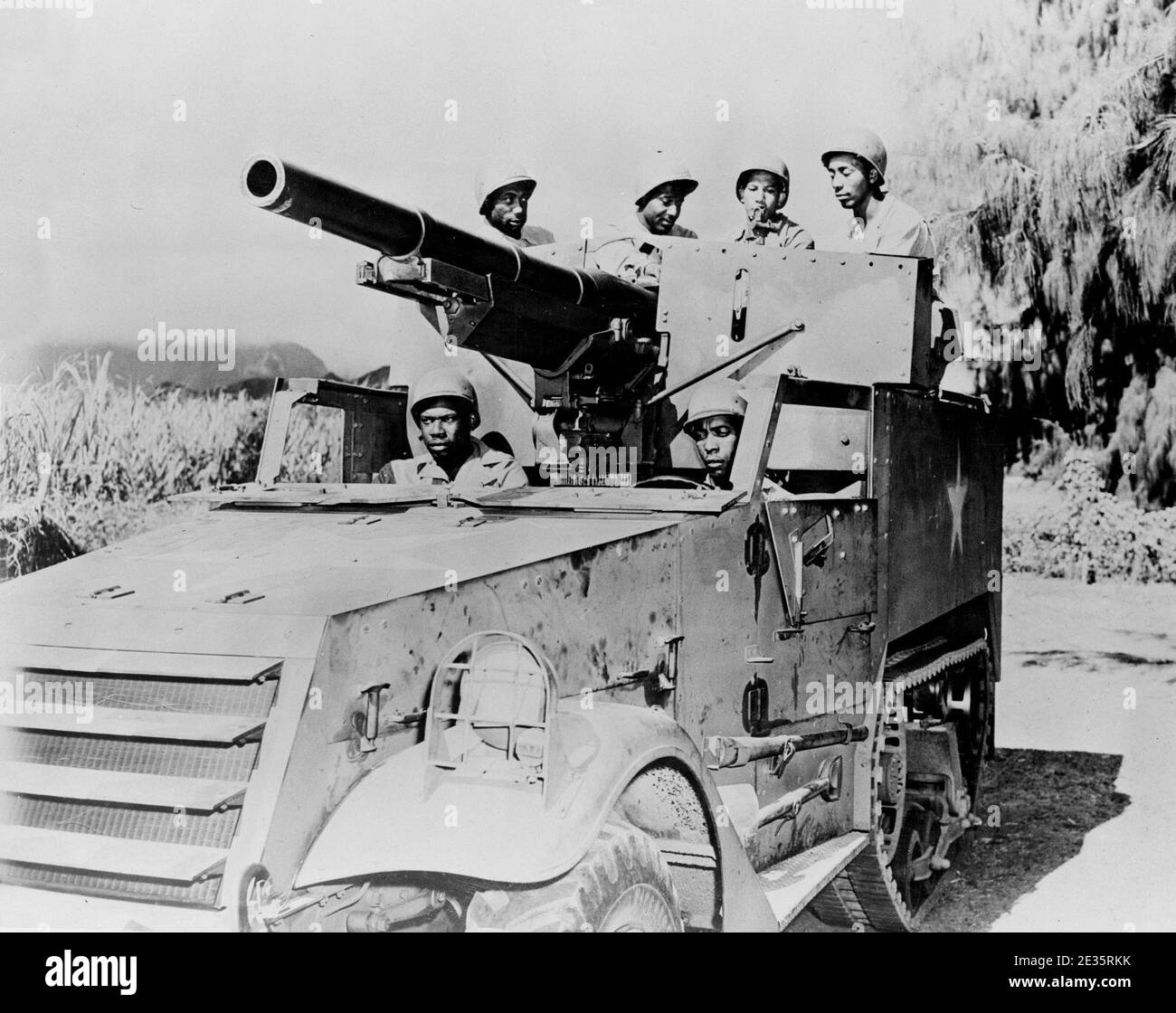 M3 75mm gun motor carriage Stock Photo - Alamy
