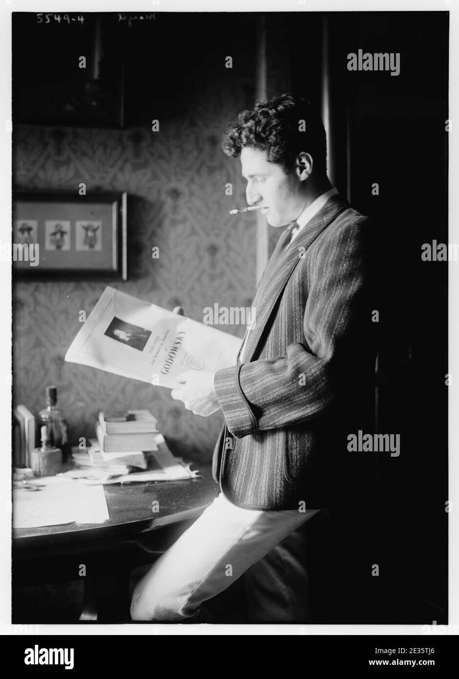 Maazel hi-res stock photography and images - Alamy