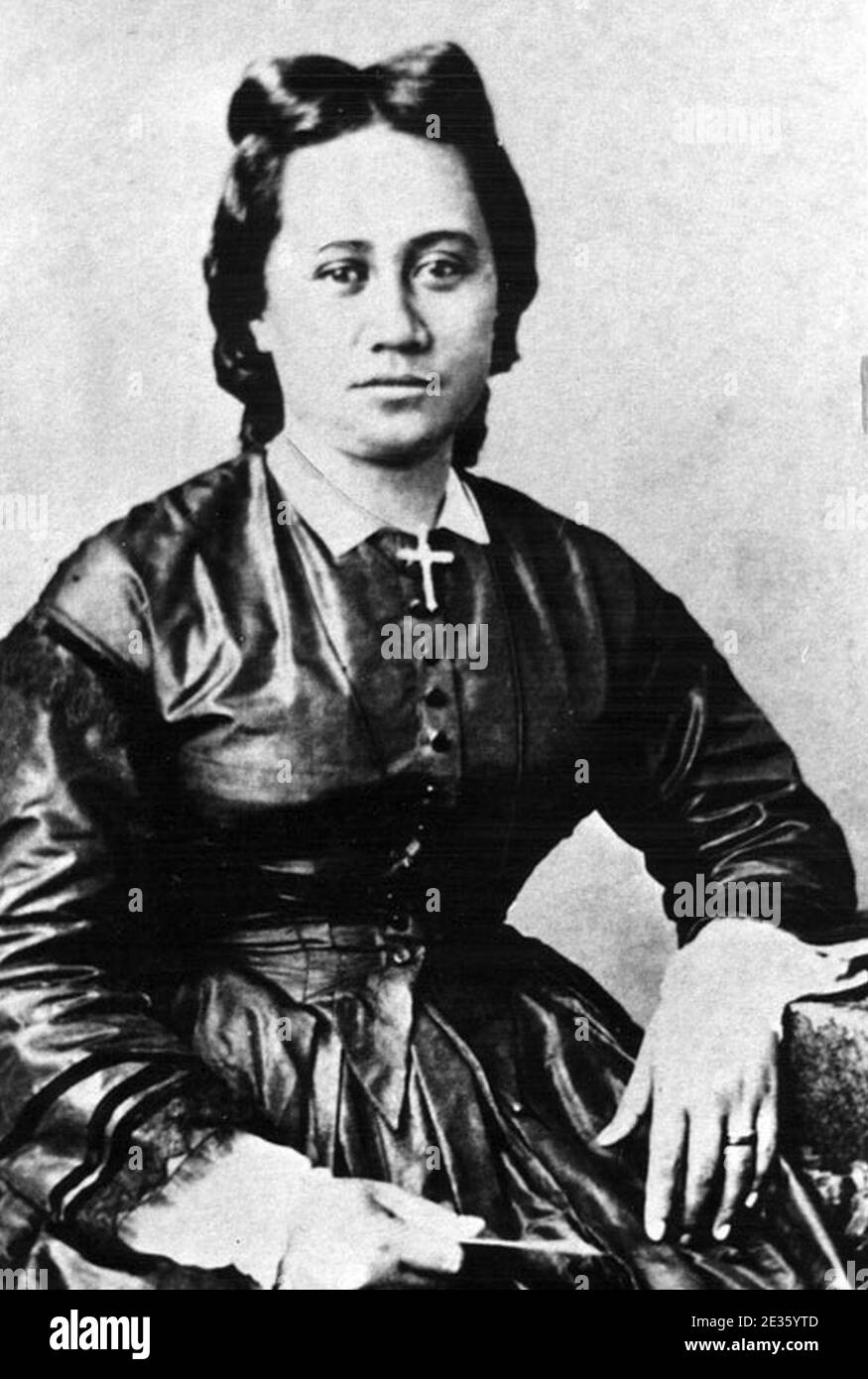 Closer tree Black and White Stock Photos & Images - Alamy