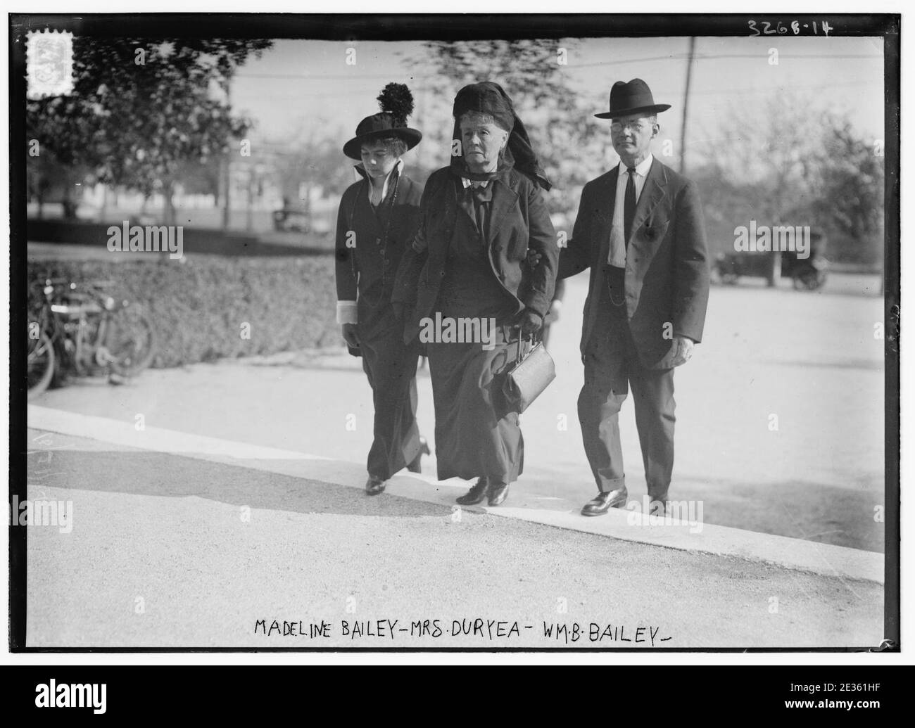 Madeline bailey hi-res stock photography and images - Alamy