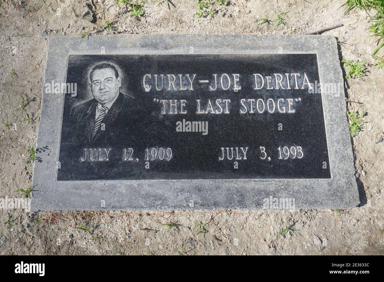 Curly joe derita hi-res stock photography and images - Alamy