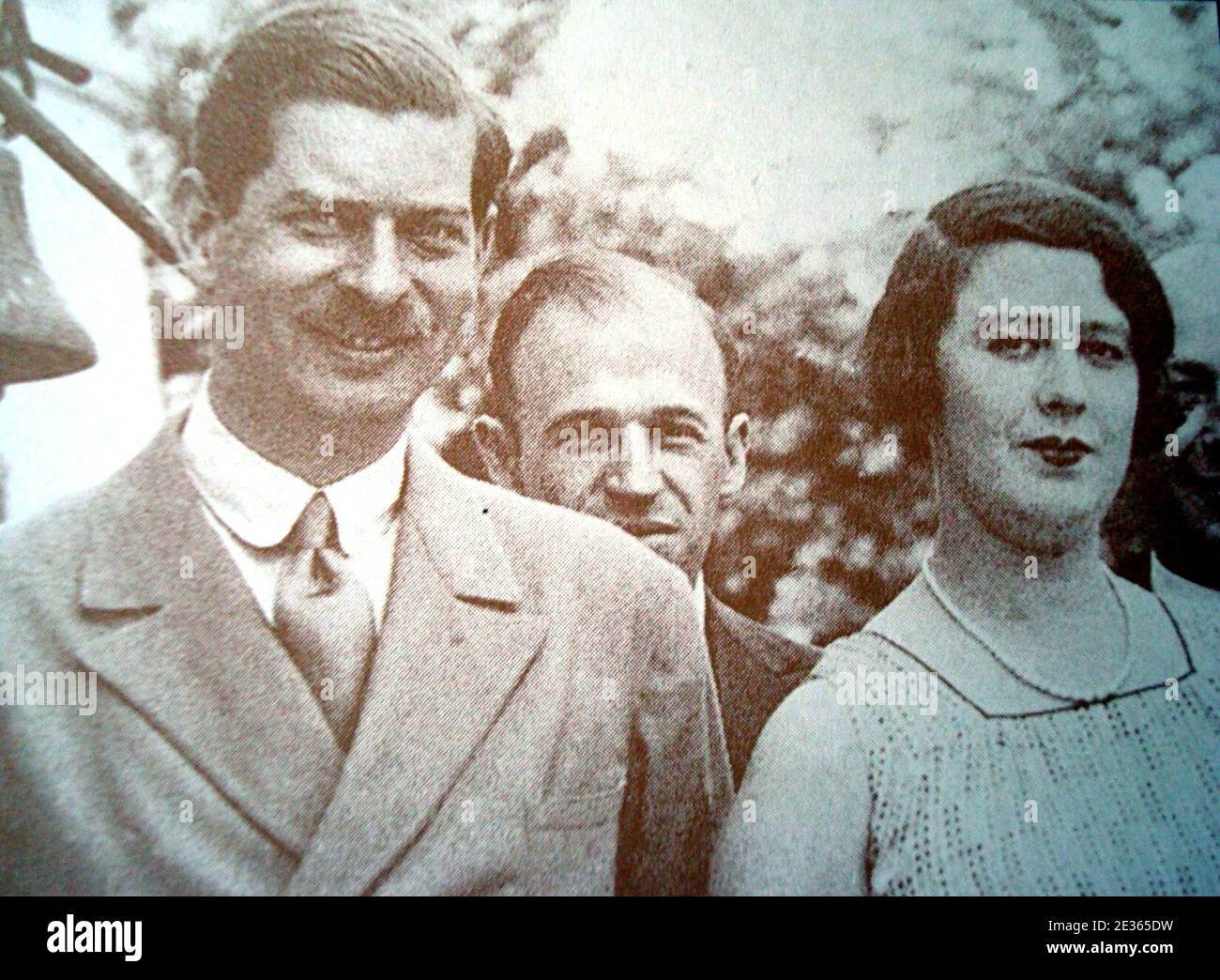 Magda Lupescu High Resolution Stock Photography and Images - Alamy