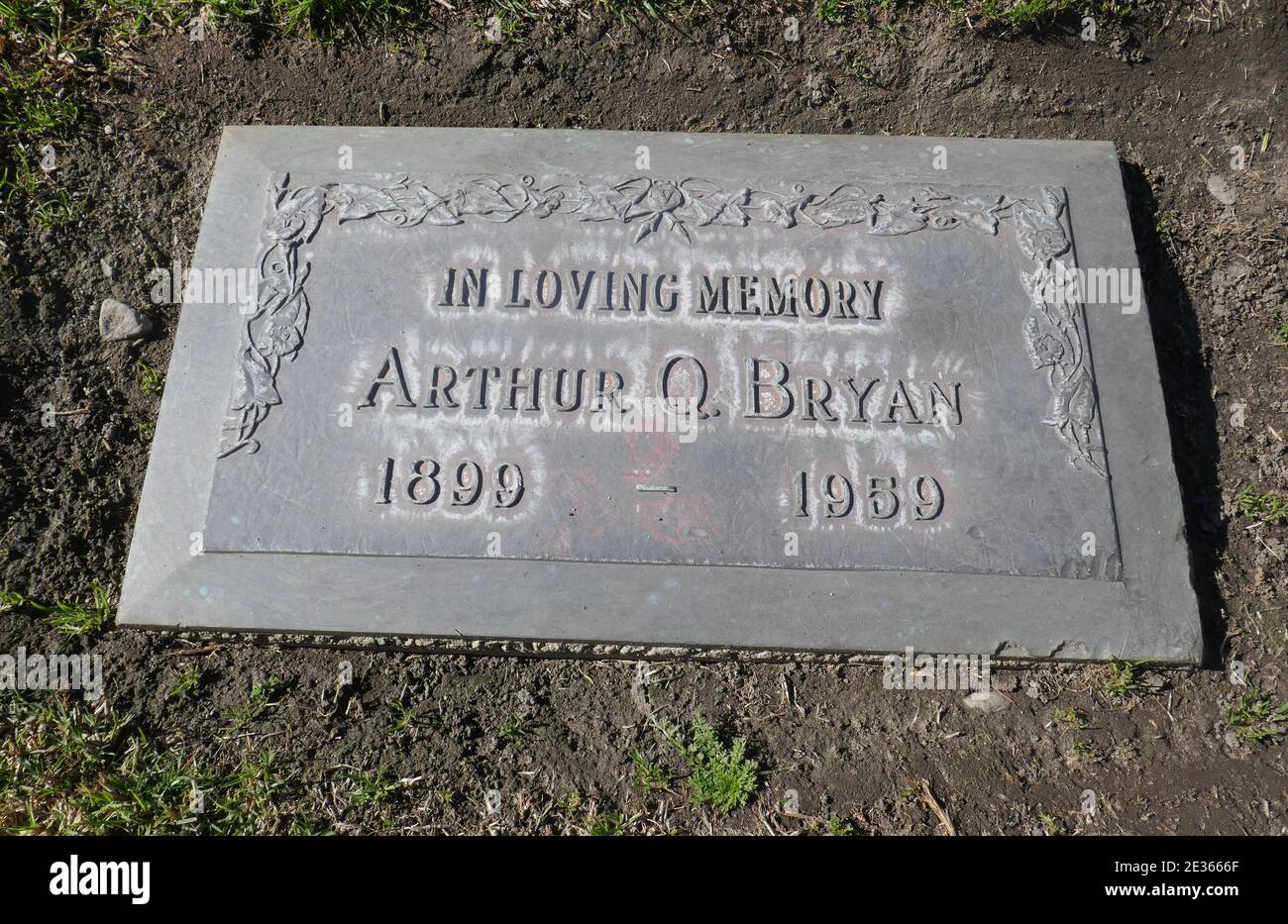 Denver Pyle Grave