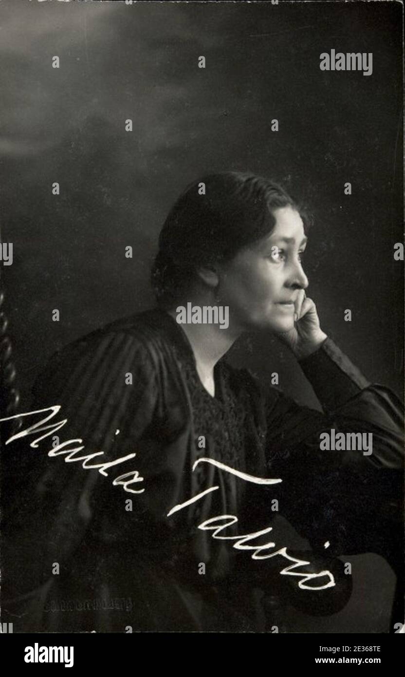 Maila hi-res stock photography and images - Alamy