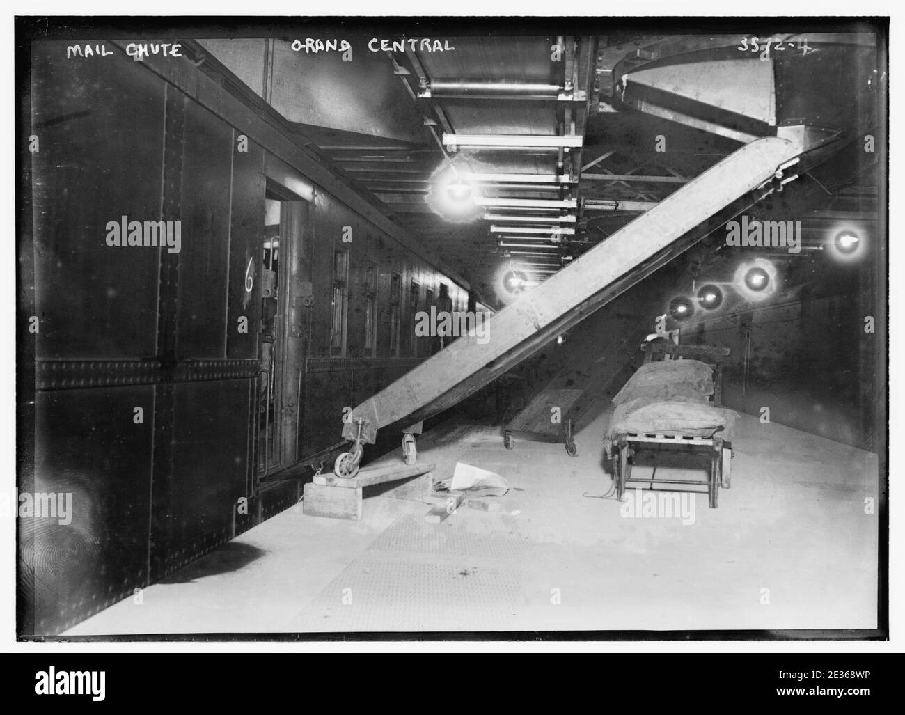 Mail chute, Grand Central Stock Photo - Alamy