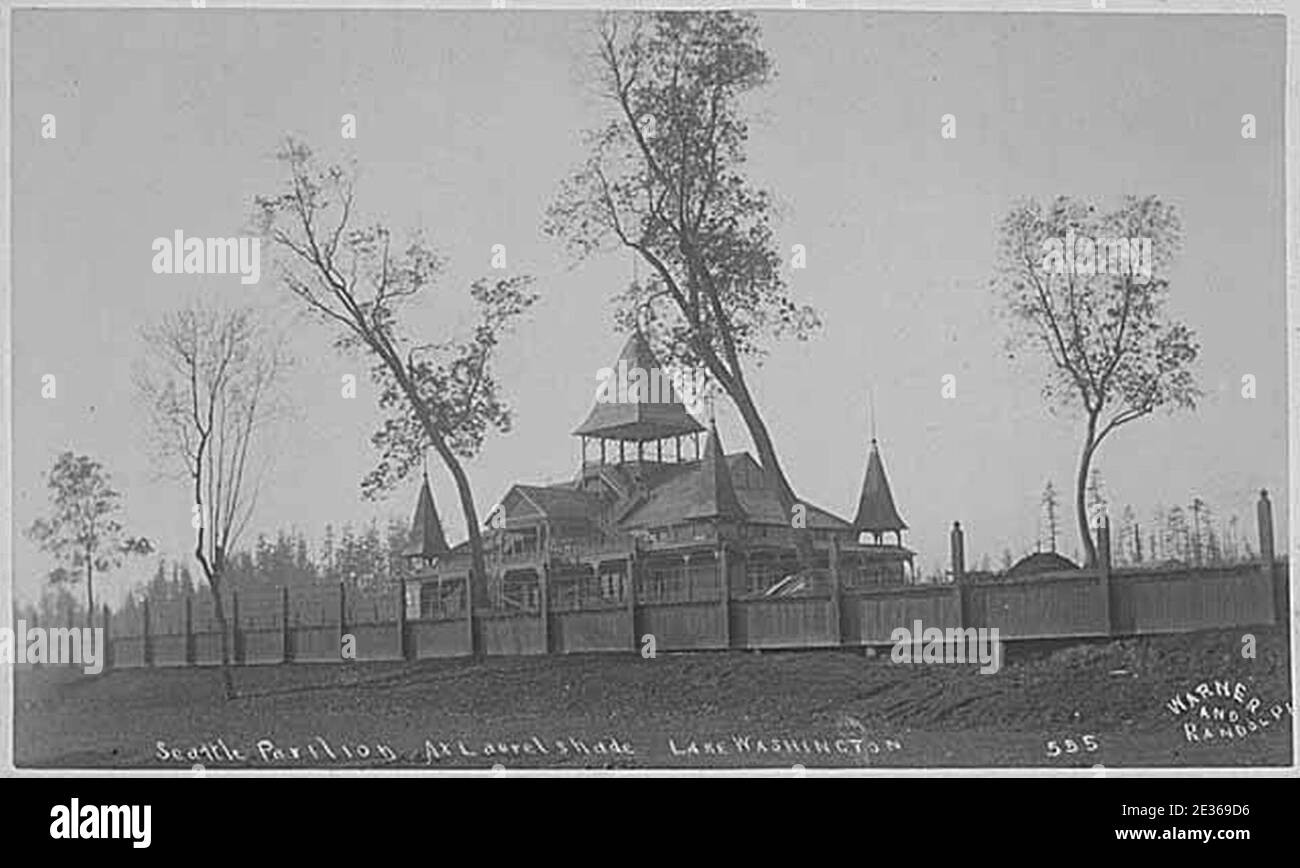 Madison Park Pavilion exterior, on the Lake Washington waterfront ...