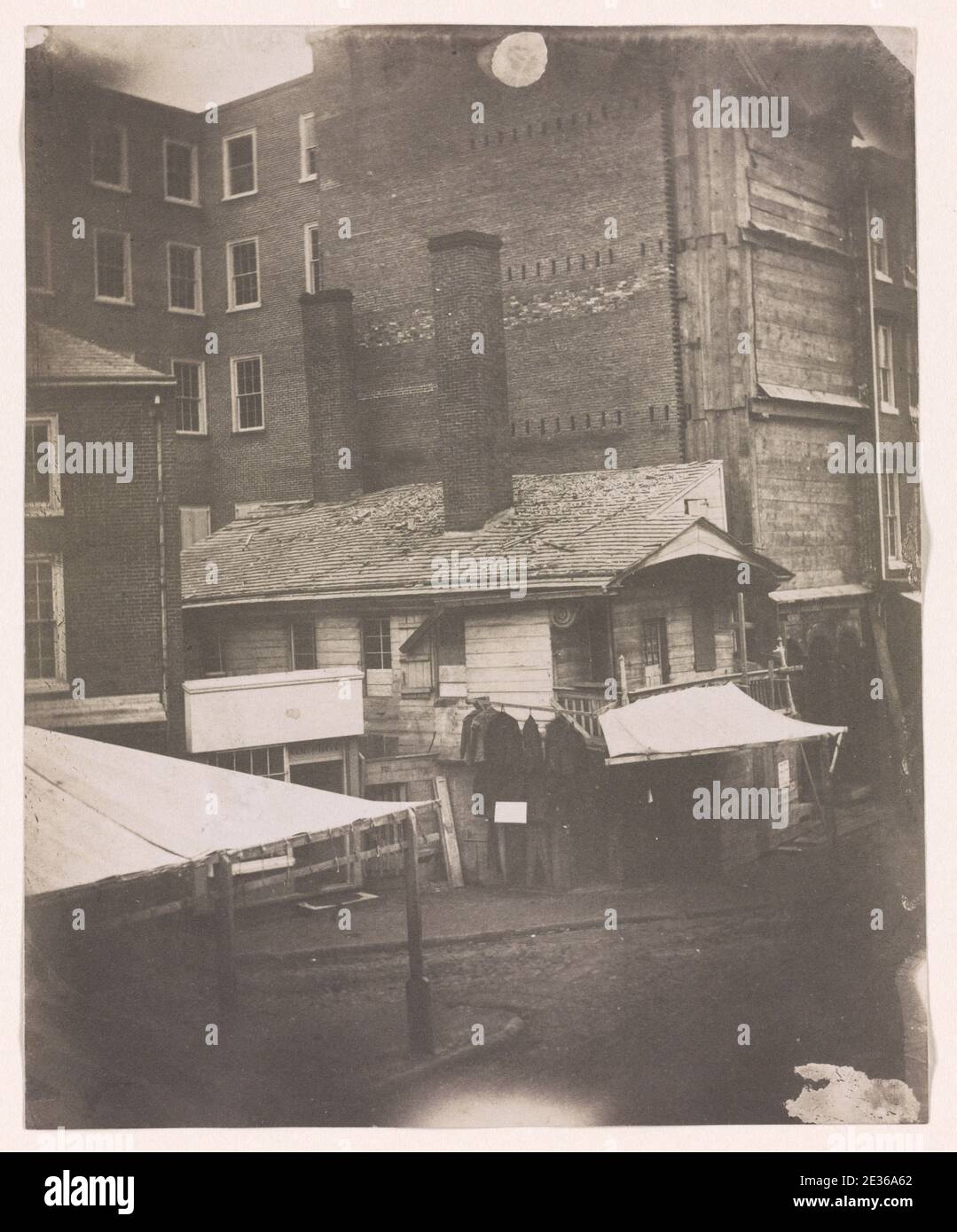 Lydia Darragh house, Little Dock Creek and 2nd Street Stock Photo - Alamy