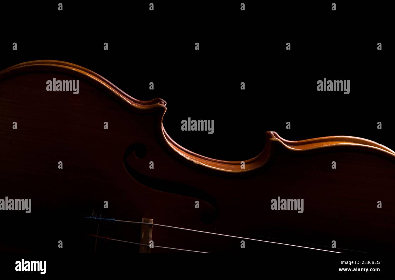 Antique orchestral instruments hi-res stock photography and images - Alamy