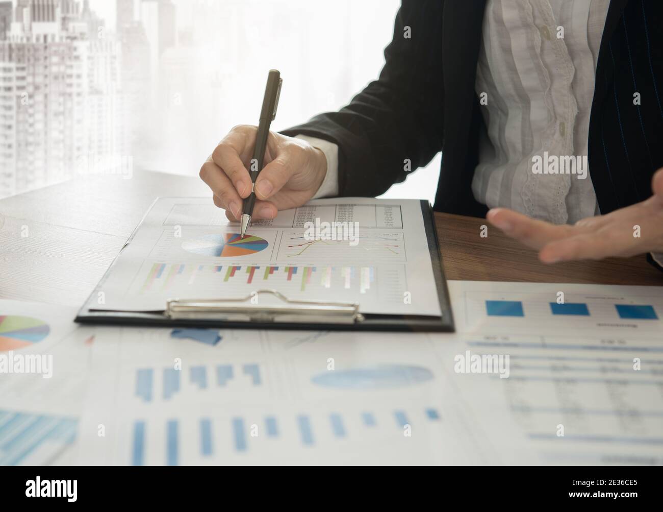 Investment portfolio pie chart hi-res stock photography and images - Alamy