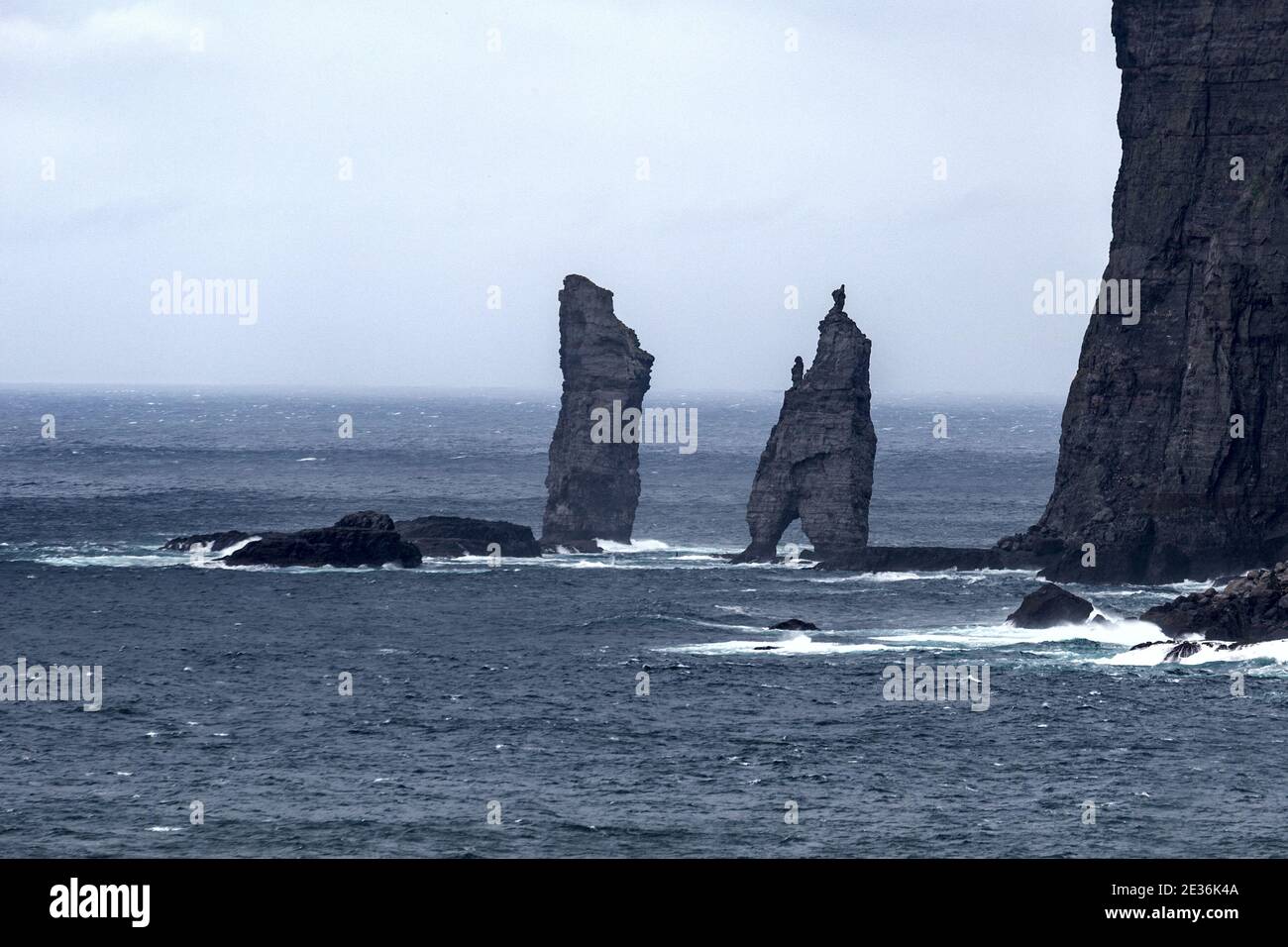 Risin & Kellingin , Risin og Kellingin (The Giant & The Witch/Hag) sea ...