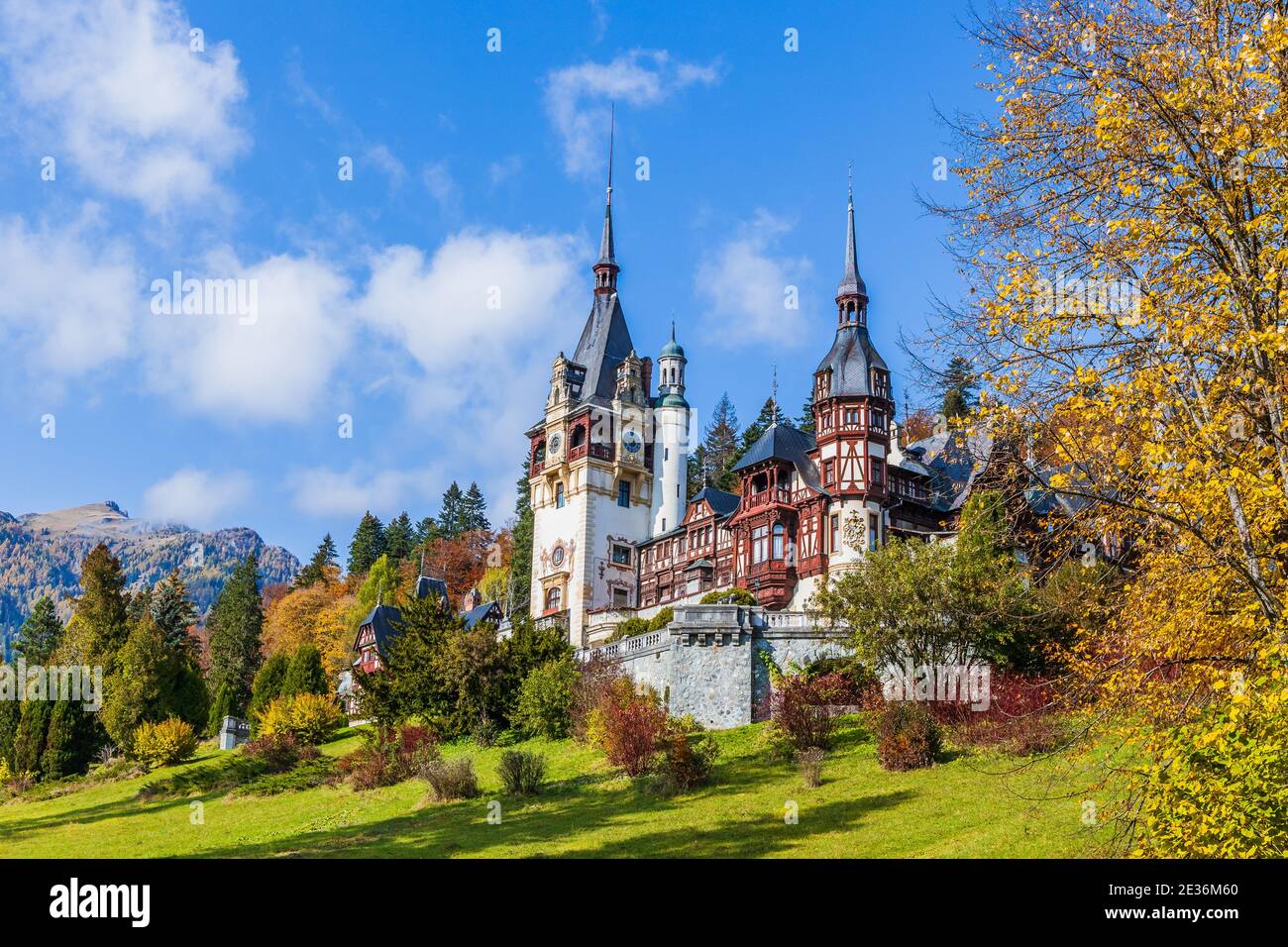 Old castle in the mountains hi-res stock photography and images - Alamy