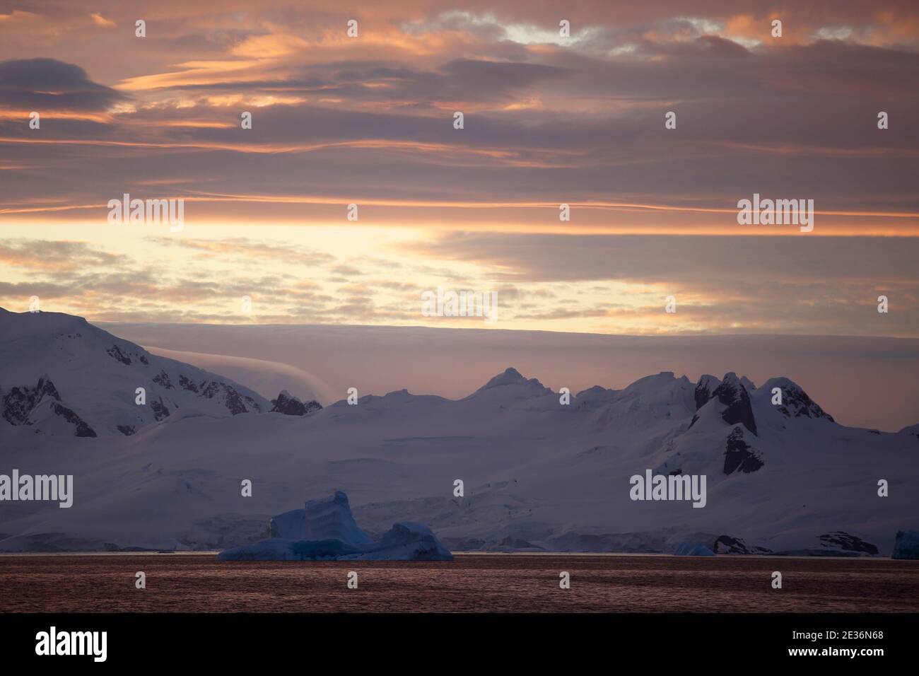 Graham land hi-res stock photography and images - Alamy