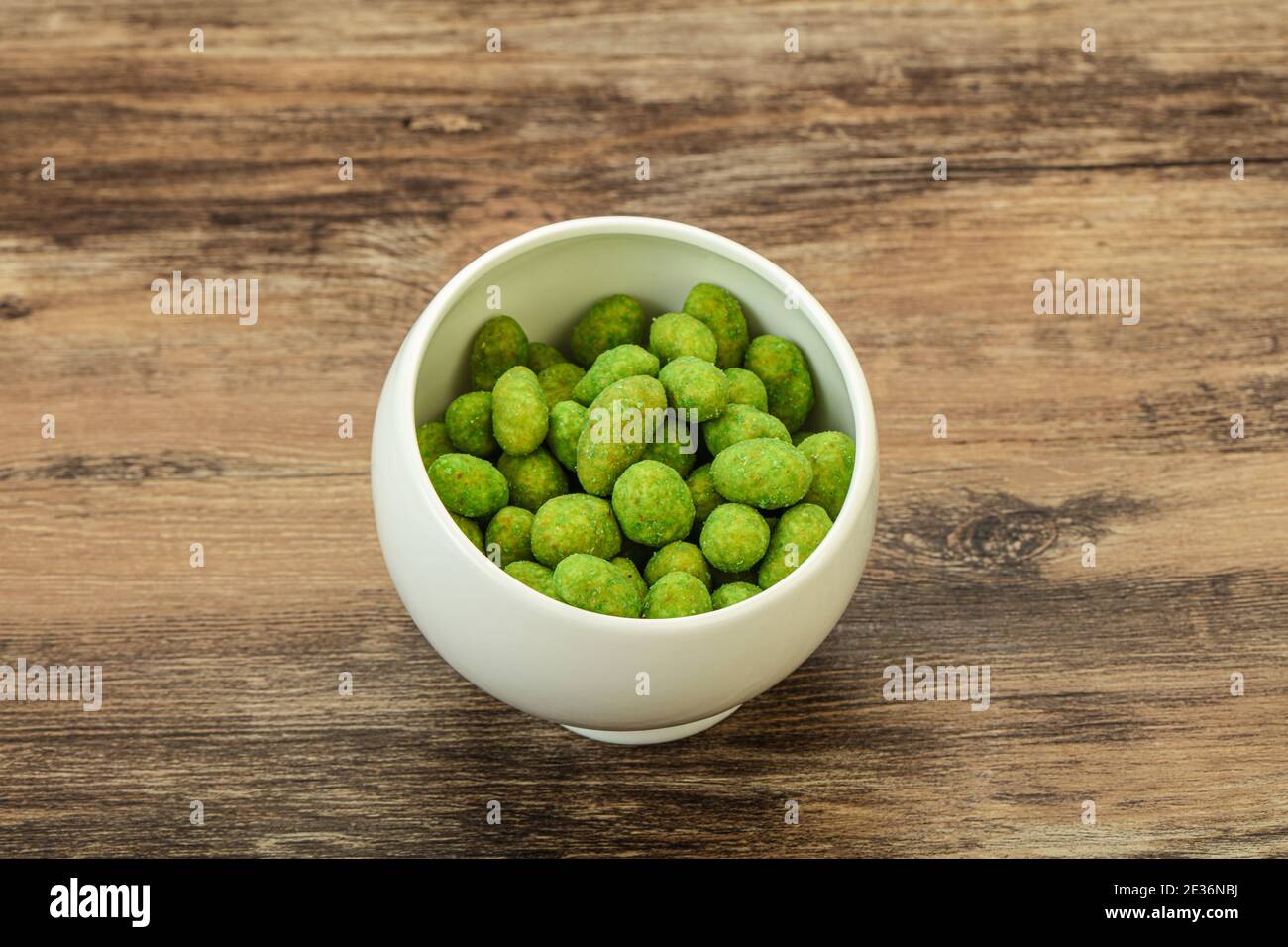 Spicy wasabi peanuts snack in the bowl Stock Photo - Alamy