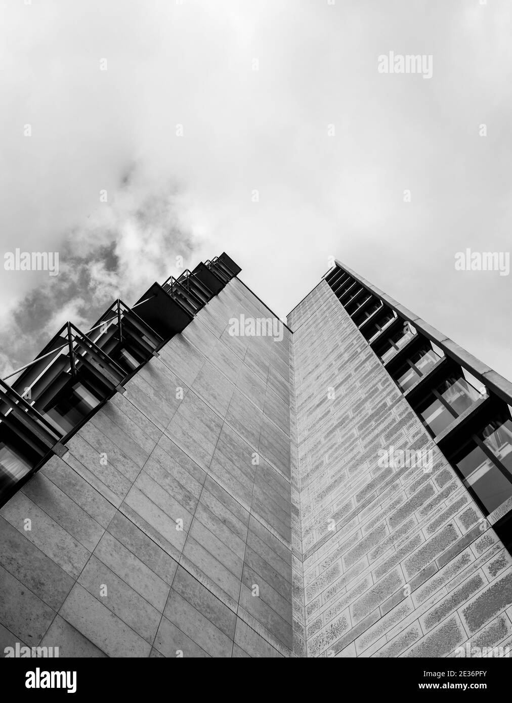 Architecture manchester uk Black and White Stock Photos & Images - Alamy