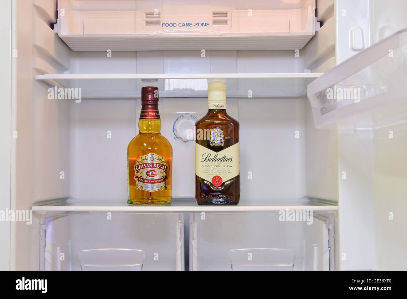 Chivas regal blended scotch whisky hi-res stock photography and images ...