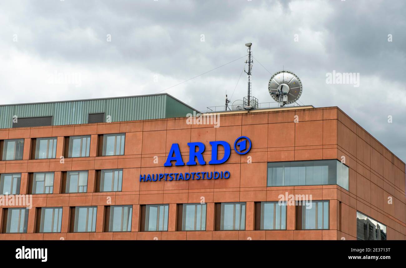 Ard tv studio hi-res stock photography and images - Alamy