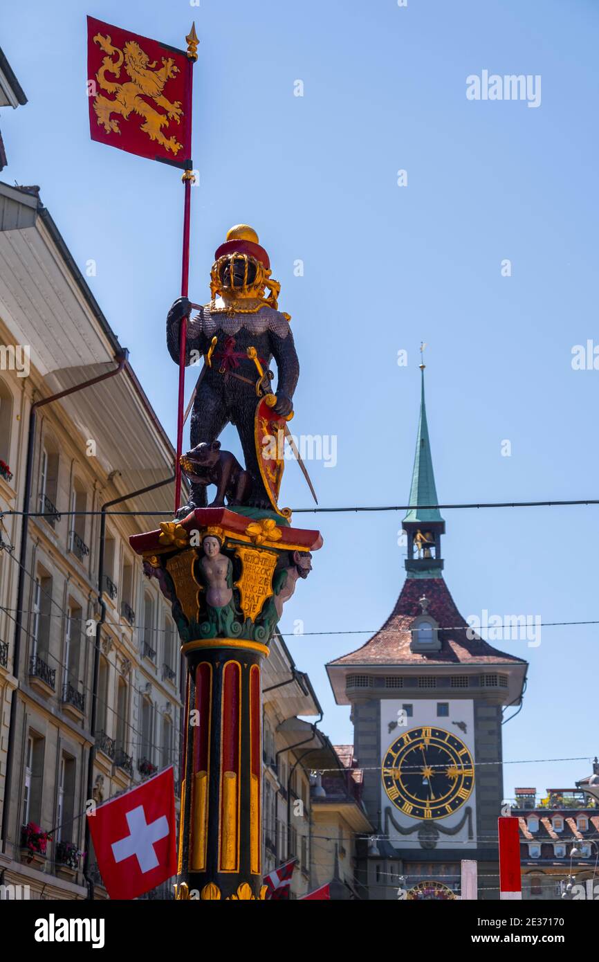 Statue of the Zaehringerbrunnen, Bernese Bear, Old Town, Inner City ...