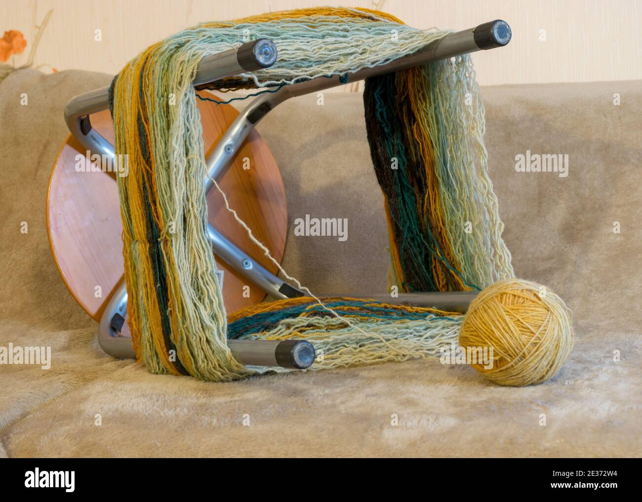 Spooling hi-res stock photography and images - Alamy