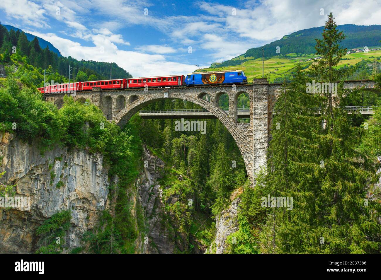 Solis viaduct hi-res stock photography and images - Alamy