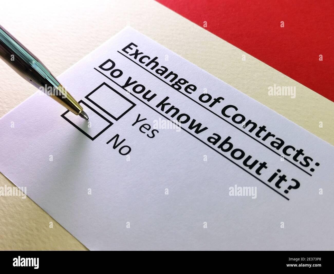 Real contracts hi-res stock photography and images - Alamy