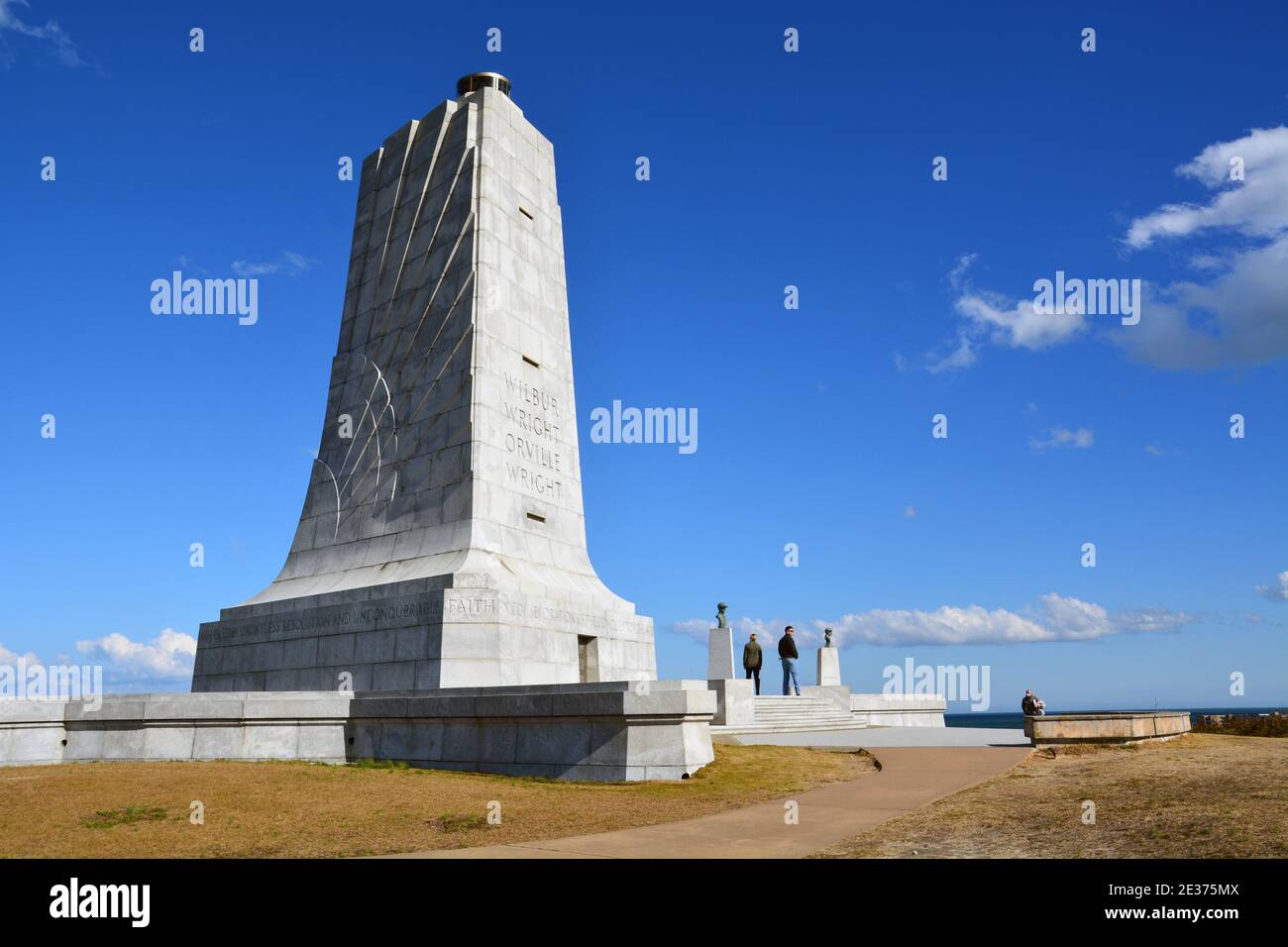 The Wright Brothers National Memorial marks the Dec 17, 1903 location ...