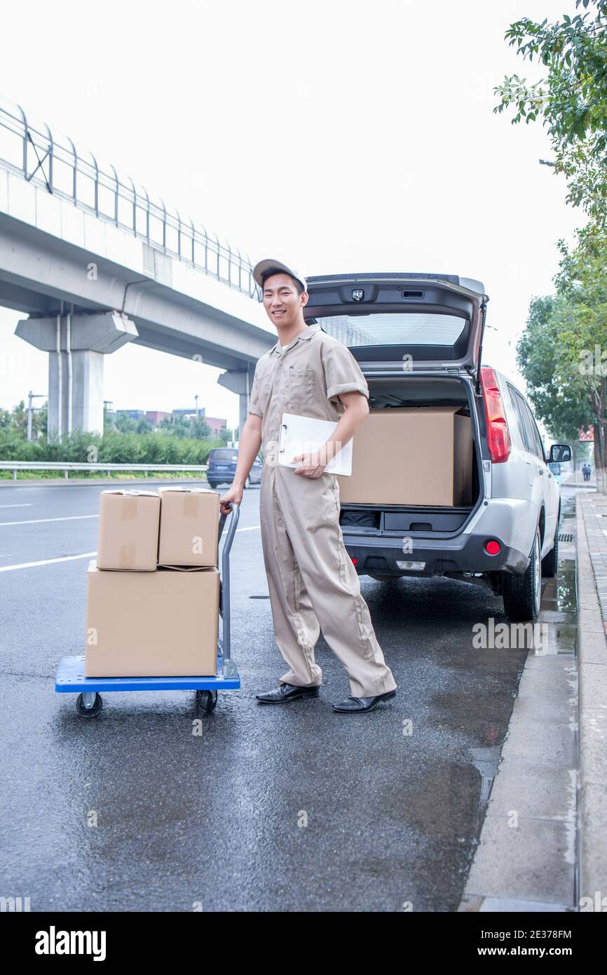 Chinese uniform driver hi-res stock photography and images - Alamy