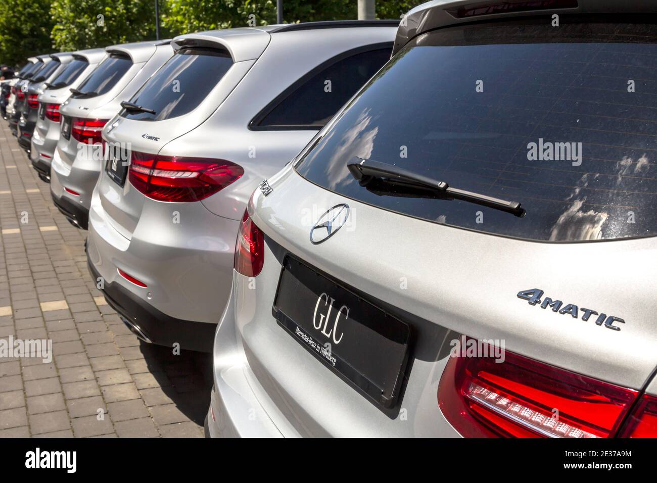 Nurnberg, Germany : Official dealer of Mercedes-Benz. Mercedes-Benz is ...
