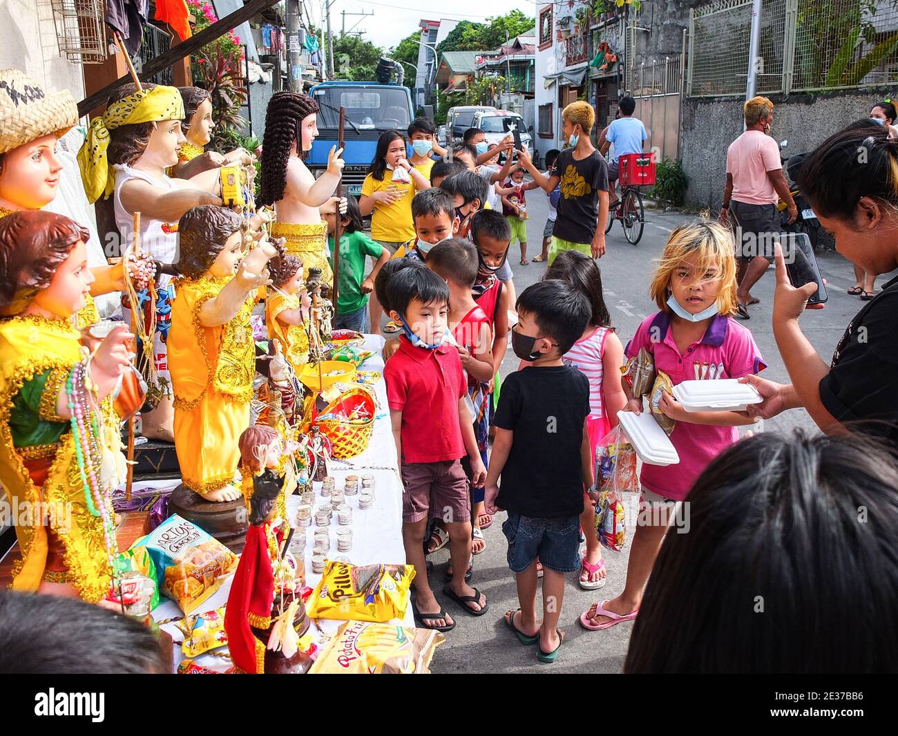 Filipino candy hi-res stock photography and images - Alamy