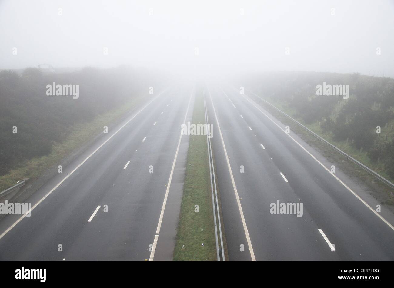 Poor driving visibility hi-res stock photography and images - Alamy